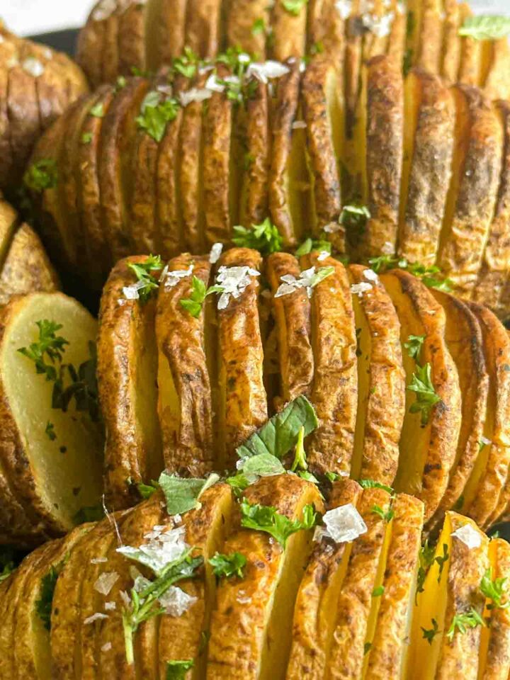 Crispy Air Fryer Hassleback Potatoes | Sinful Kitchen