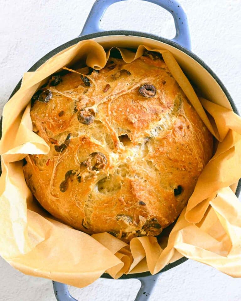 No Knead Olive Bread | Sinful Kitchen
